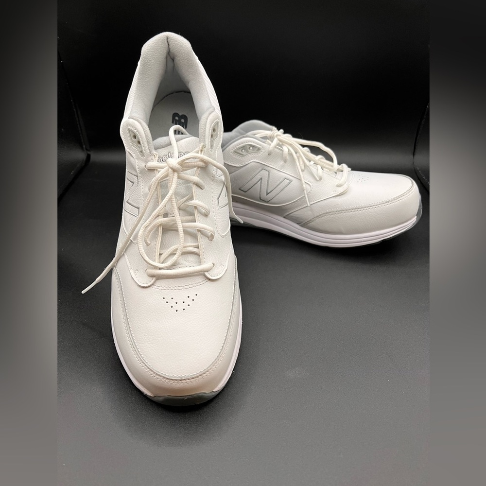 New Balance Men's 928 V3 Lace-Up Walking Shoe - Gem